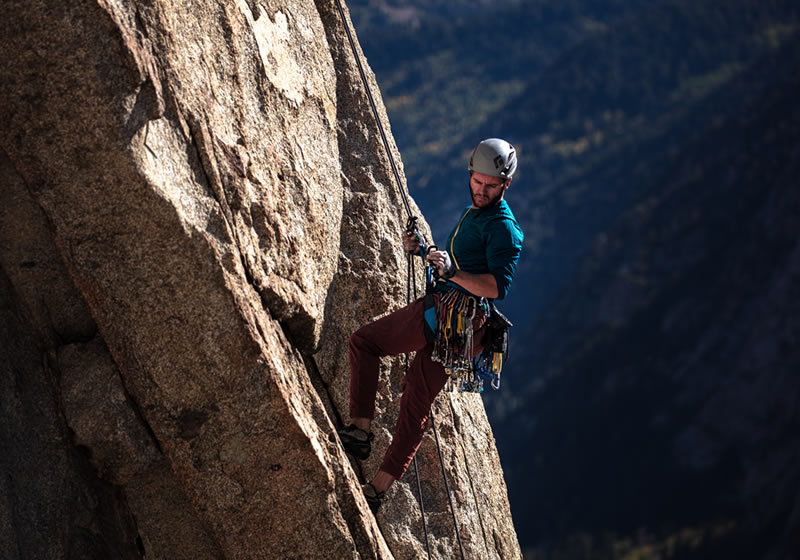 Abseiling in the Peak District | Abseiling | HDK | HDK
